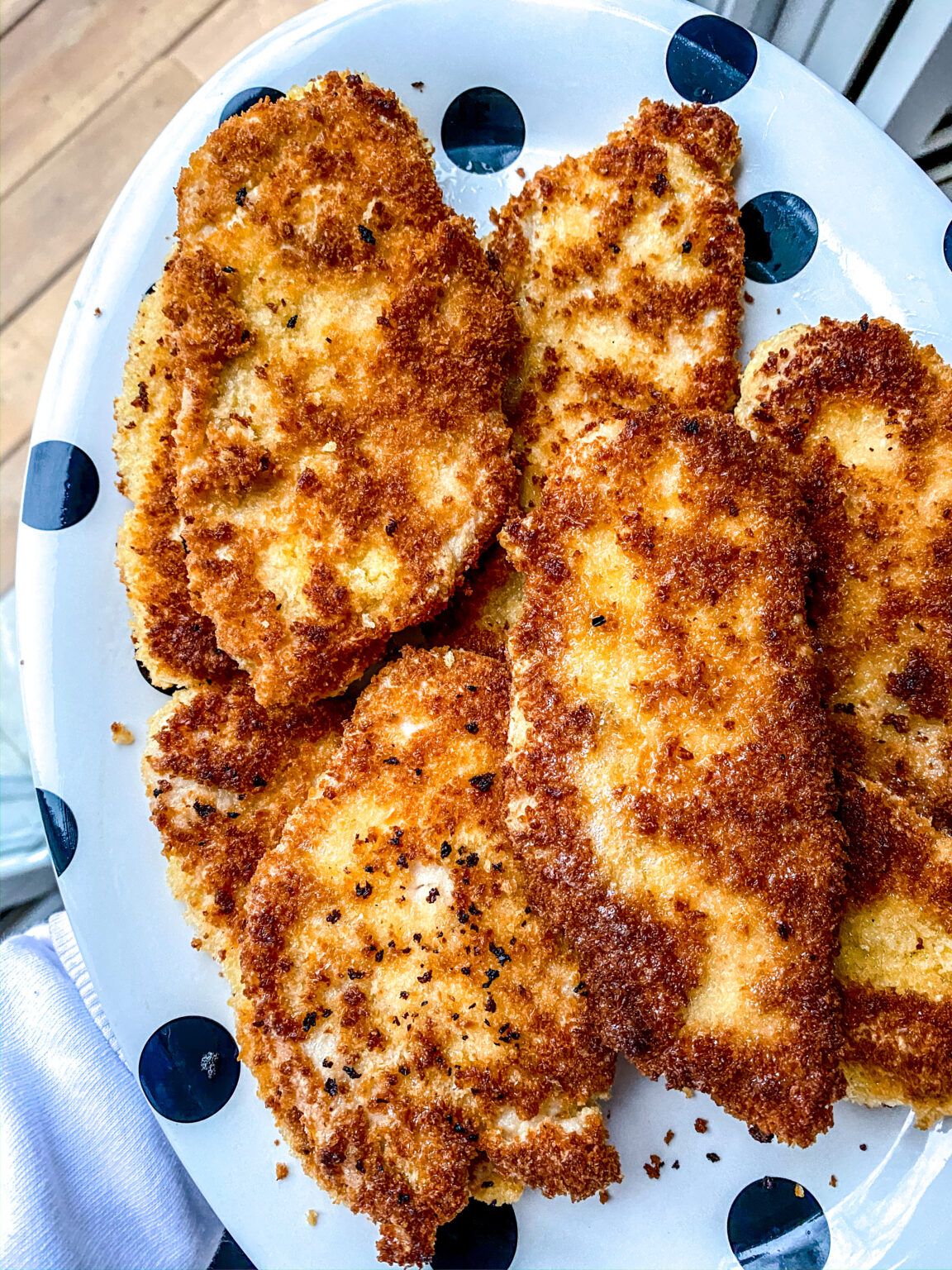 Chicken Schnitzel Recipe - Everything Delish